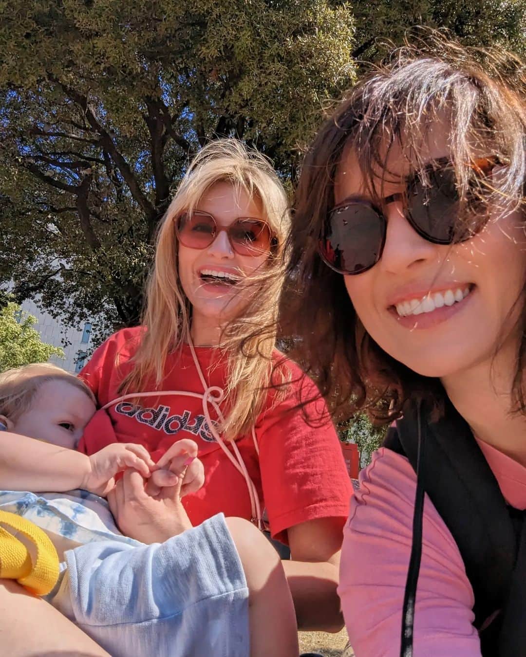 Rose Dixさんのインスタグラム写真 - (Rose DixInstagram)「Comes to Spain and he wants ...