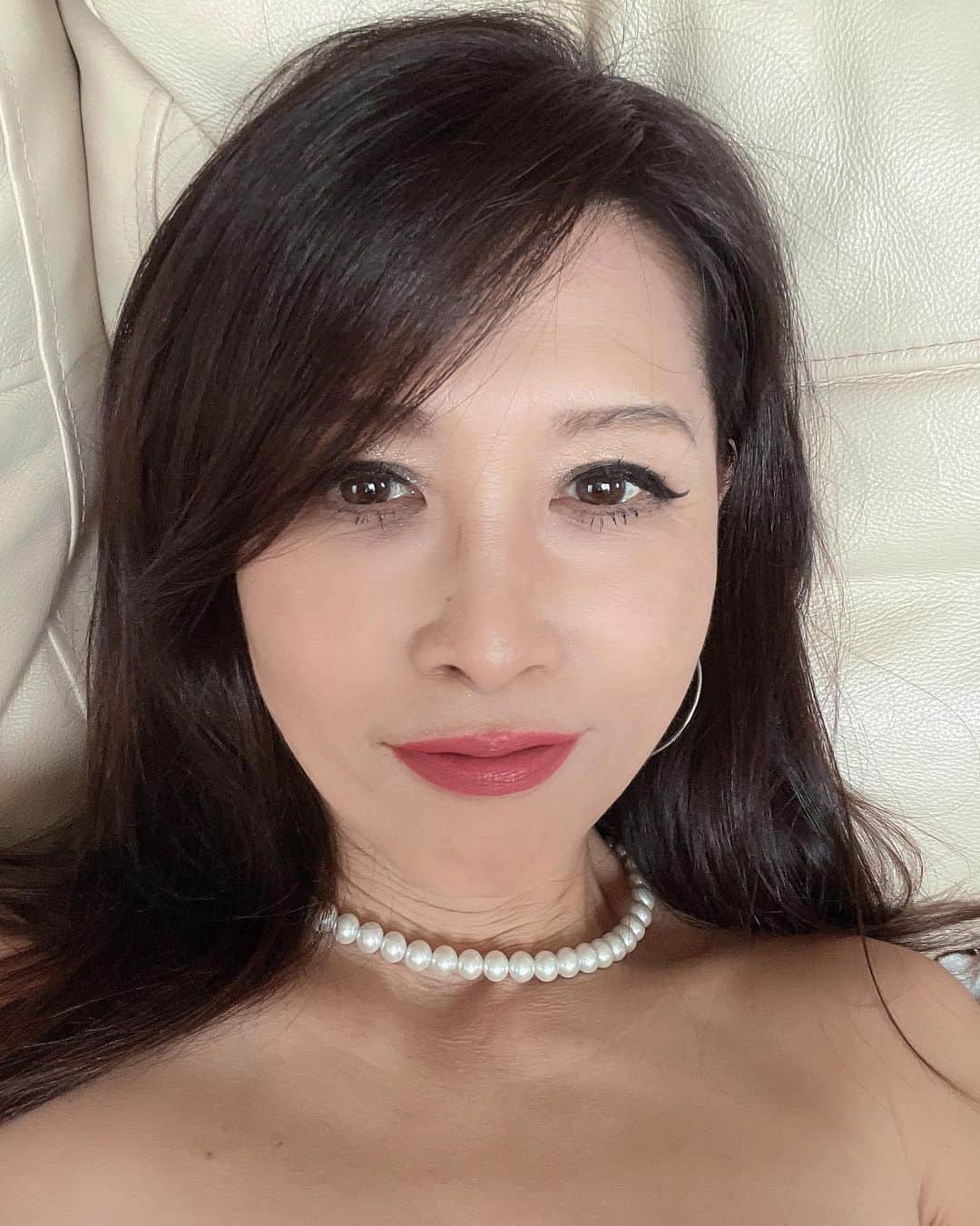 Naoko（なおこ）さんのインスタグラム写真 - (Naoko（なおこ）Instagram)「🤠 🤠 🤠 髪を切りたい病 数々の海外の ...