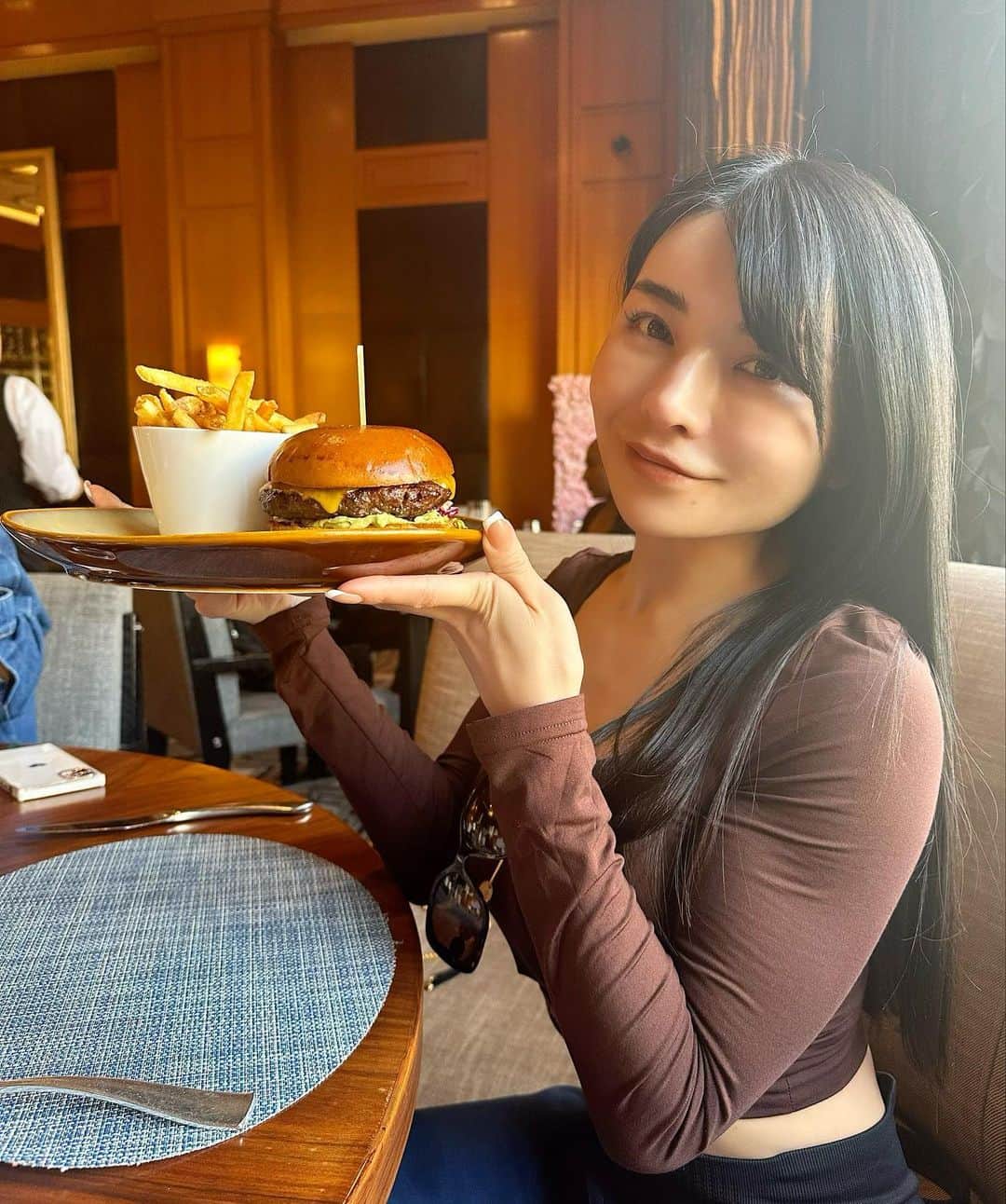 meruさんのインスタグラム写真 - (meruInstagram)「😮‍💨💕 . . #beverlyhills #losangeles # ...