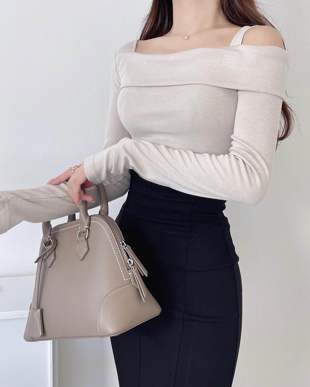 DHOLIC SNAPさんのインスタグラム写真 - (DHOLIC SNAPInstagram)「New arrivals 🪞 coco. @cho____07 bouque blanc ...