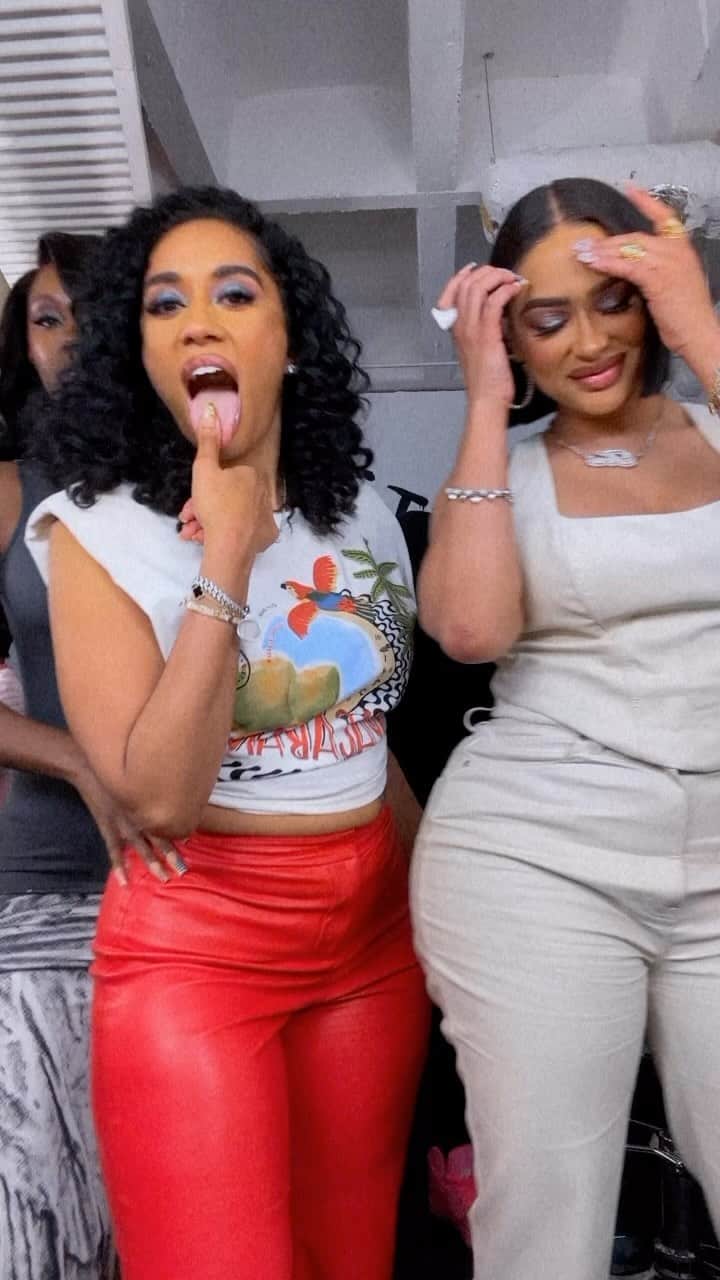 Tori Hughesさんのインスタグラム - (Tori Hughes@toribrixx)