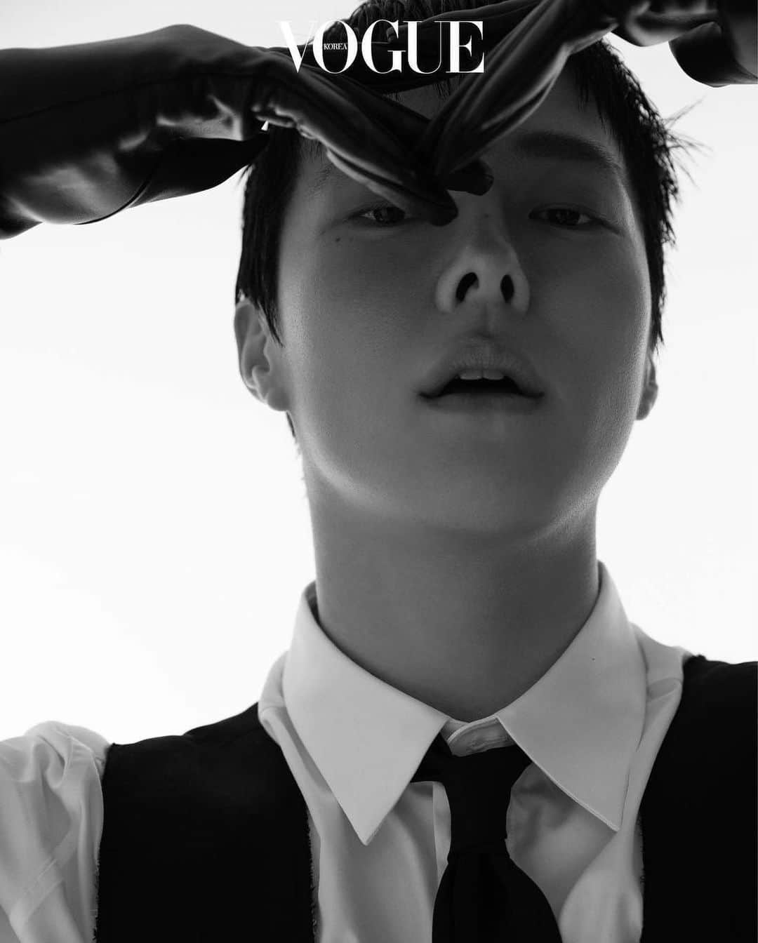 チャン・ギヨンさんのインスタグラム写真 - (チャン・ギヨンInstagram)「@voguekorea - fashion editor ...