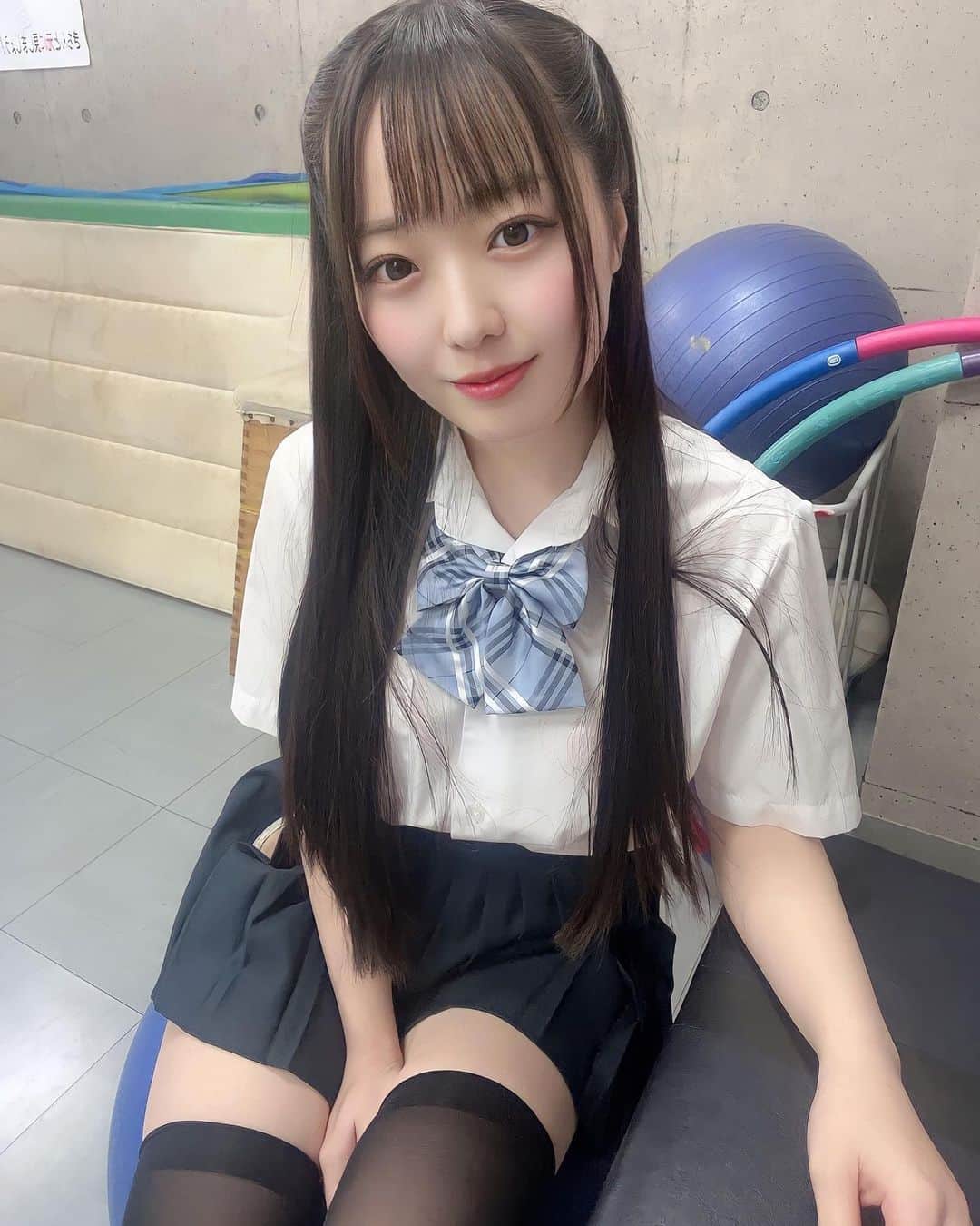 高瀬りなさんのインスタグラム写真 高瀬りなinstagram 「絶対領域 高瀬りな Act Av女優 制服 Jk
