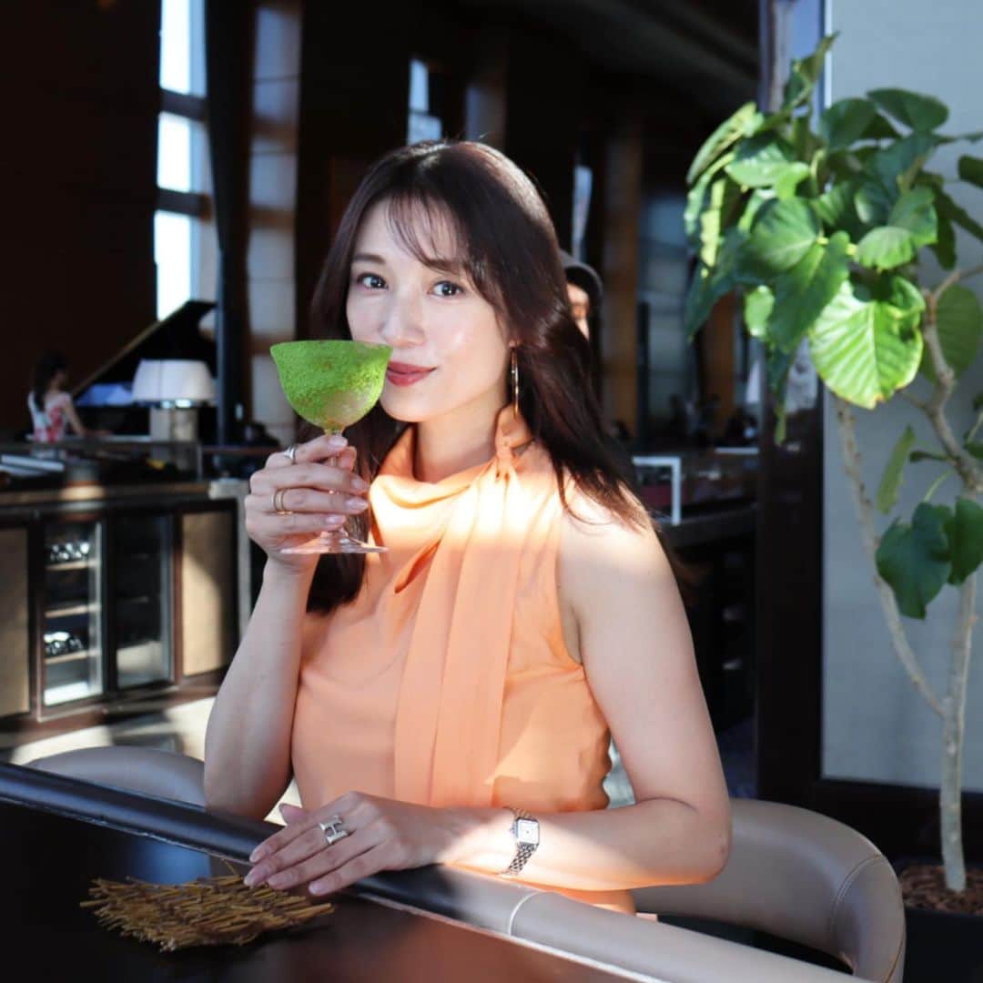 広瀬未花さんのインスタグラム写真 - (広瀬未花Instagram)「@ritzcarltontokyo リッツカールトン東京45階にある〝ザ・バー〟にて、新作カクテルの試飲会にご招待頂きまし ...