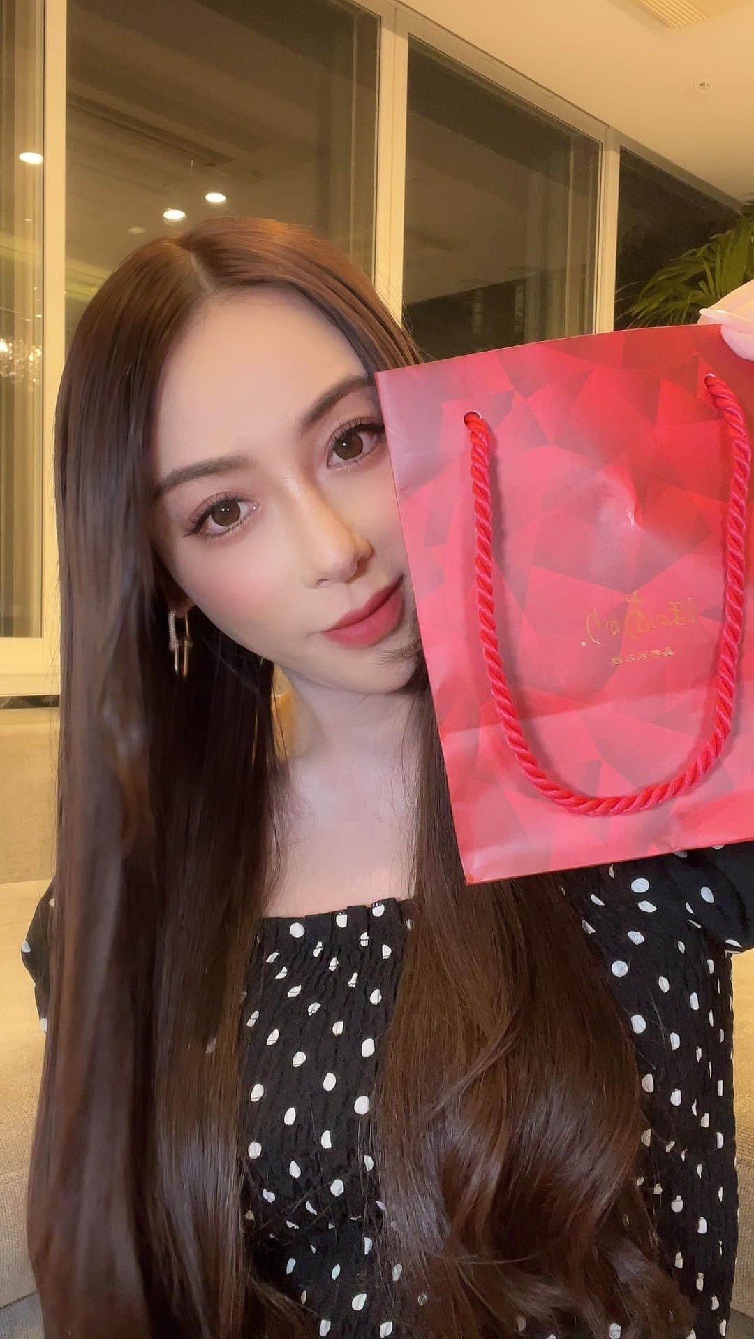 GENKINGさんのインスタグラム動画 - (GENKINGInstagram)「@honoakari_official 母の日コフレ発売中 ️」4月28日 21時20分 - _genking_