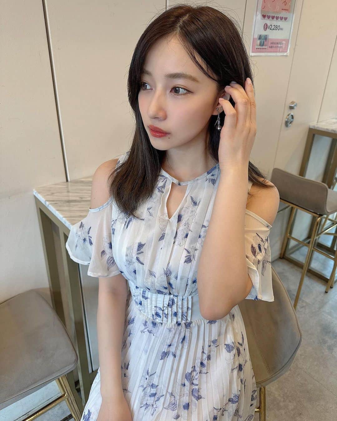 村瀬紗英さんのインスタグラム写真 - (村瀬紗英Instagram)「#dailylook ただいまっ！！ みんなさんGWの予定は〜？☺️🚗🌈🏞️ 5月4日からはLUMINE ESTで ...