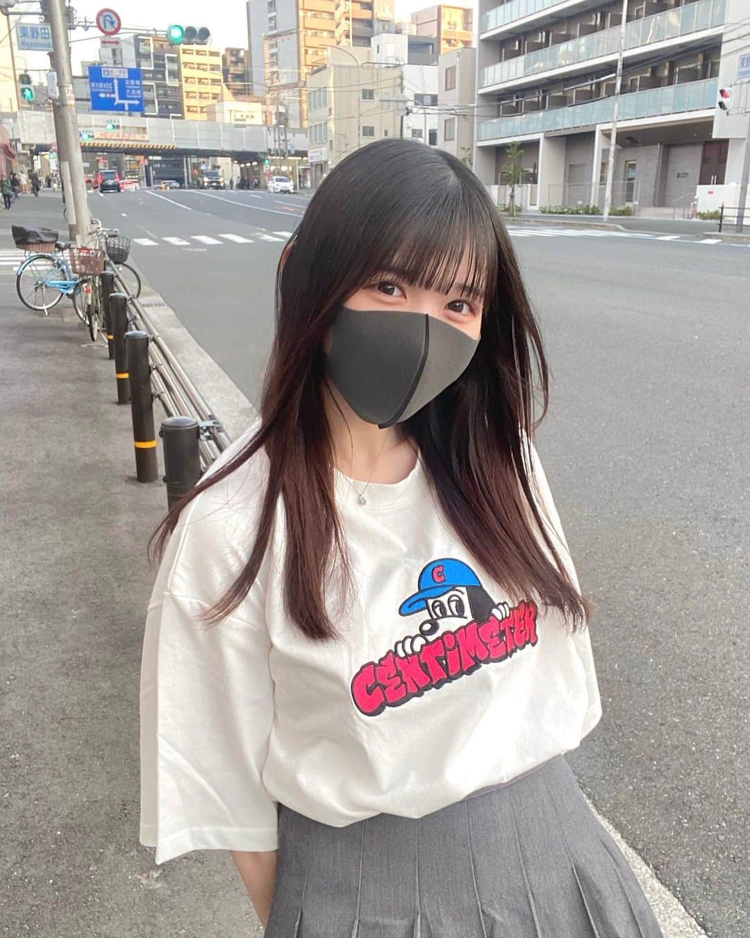 猪狩彩奈さんのインスタグラム写真 - (猪狩彩奈Instagram)「Tシャツ1枚で過ごせる季節になってきてうれしい💭 tshirt ...