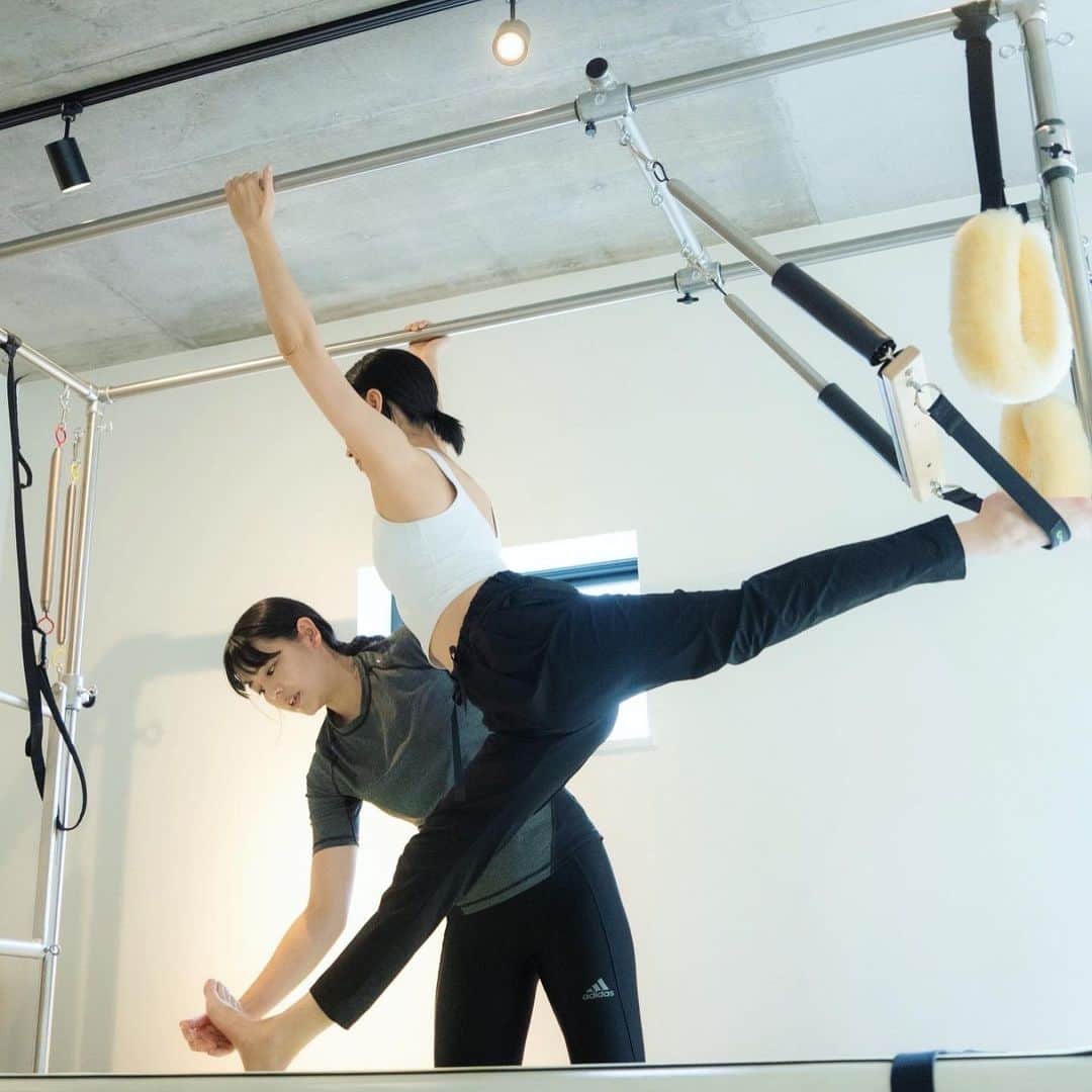 坂口佳穂さんのインスタグラム写真 - (坂口佳穂Instagram)「4月も終わり🌕 pilatesインストラクターとしても日々学びながら ...