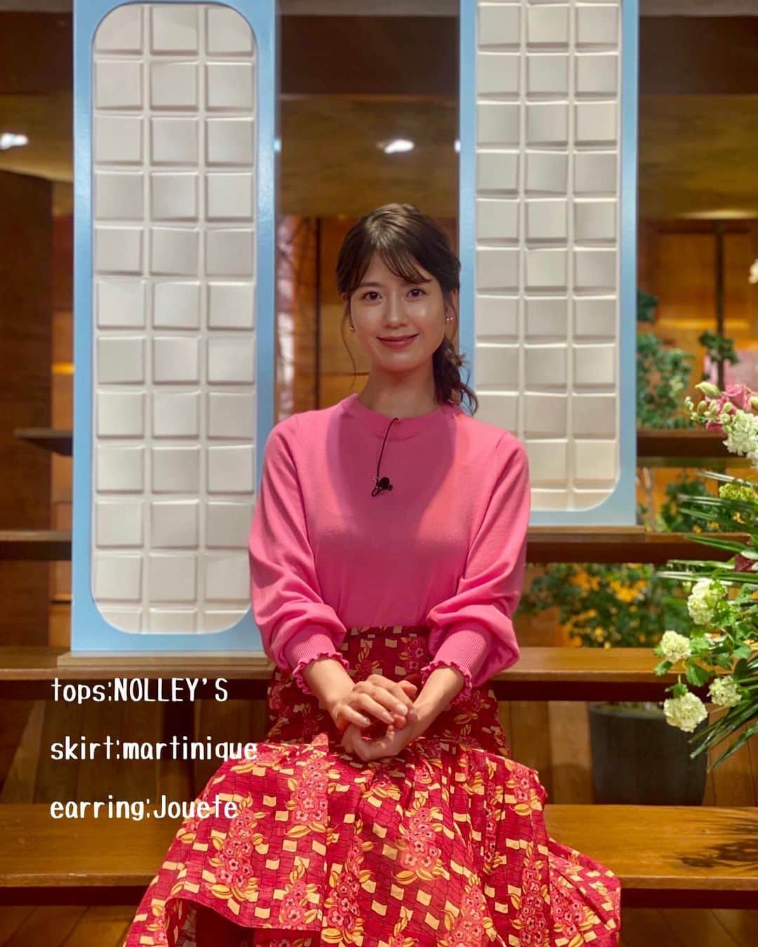 桝田沙也香さんのインスタグラム写真 - (桝田沙也香Instagram)「* サタデーステーション衣装👗 上☞NOLLEY'S 下☞martinique イヤリング☞Jouete ピンクコーデ ...