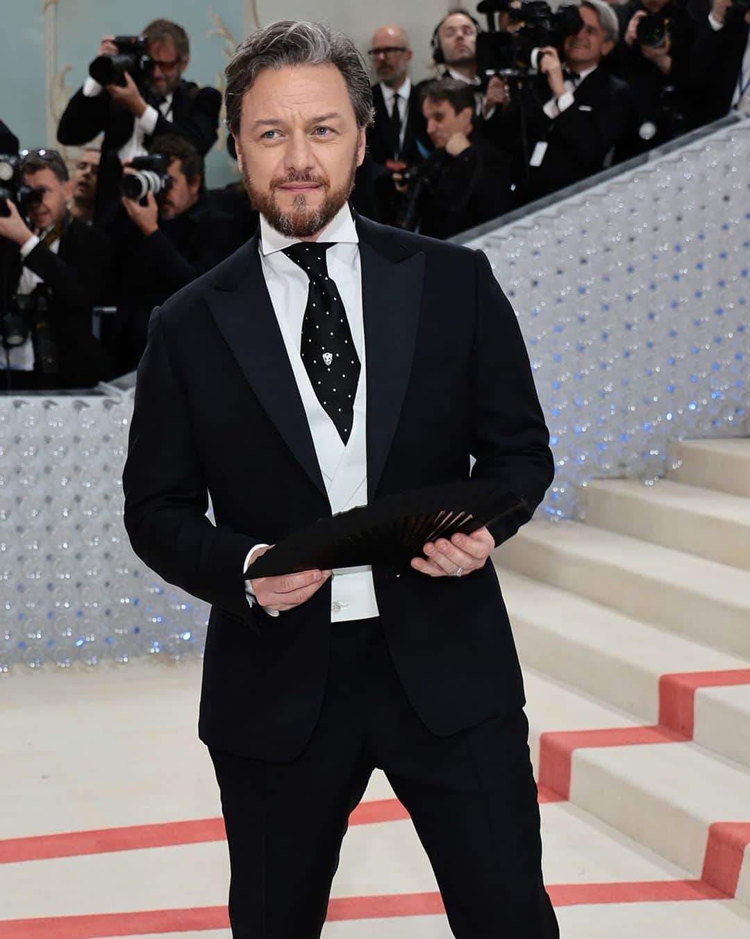 ダンヒルさんのインスタグラム写真 - (ダンヒルInstagram)「British elegance in honour of Karl ...