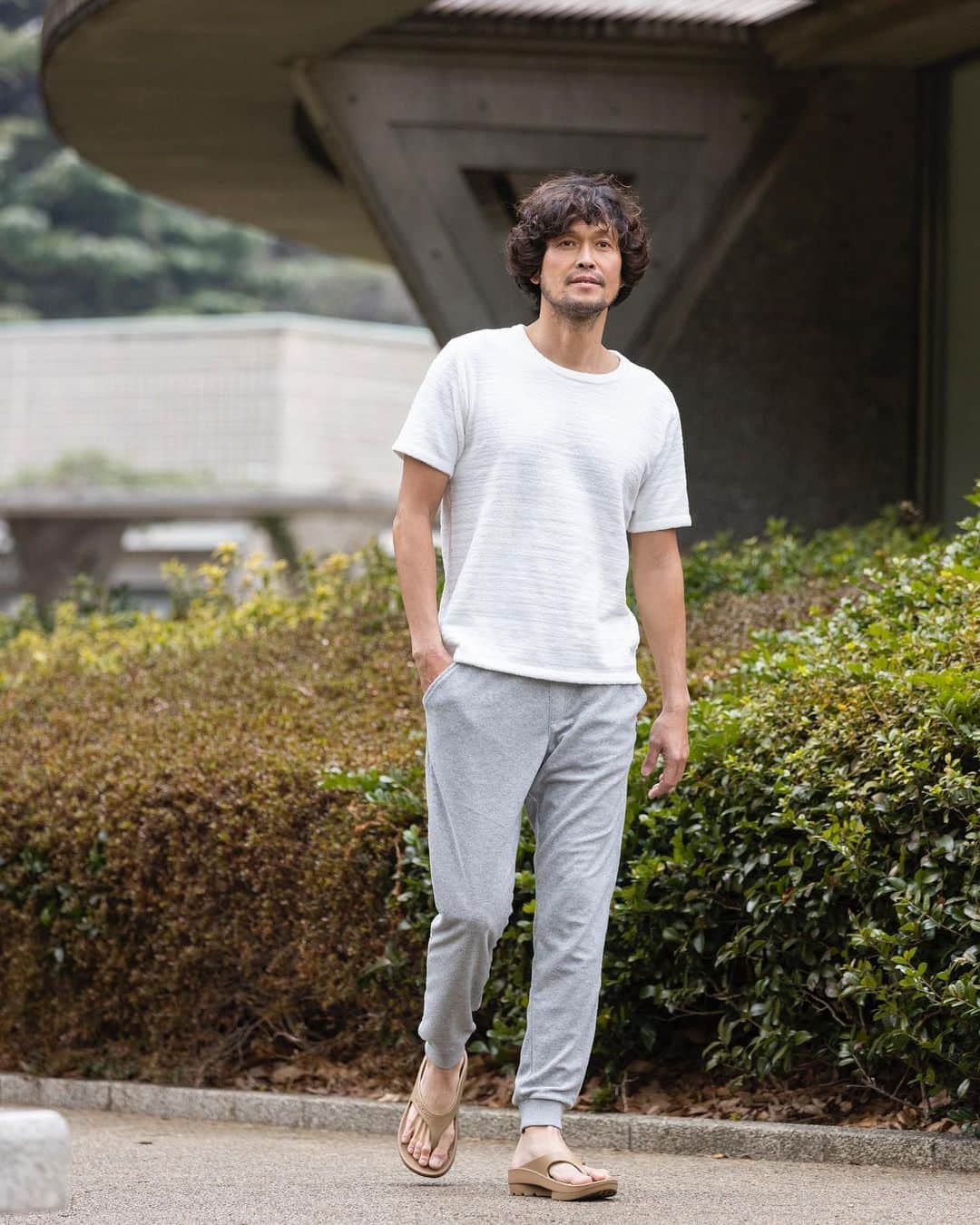 三浦理志さんのインスタグラム写真 - (三浦理志Instagram)「TELICの軽さとクッション性とフィット感！ 今迄にない心地よさ〜。 海 ...