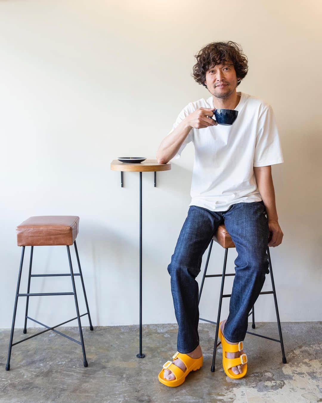 三浦理志さんのインスタグラム写真 - (三浦理志Instagram)「TELICの軽さとクッション性とフィット感！ 今迄にない心地よさ〜。 海 ...