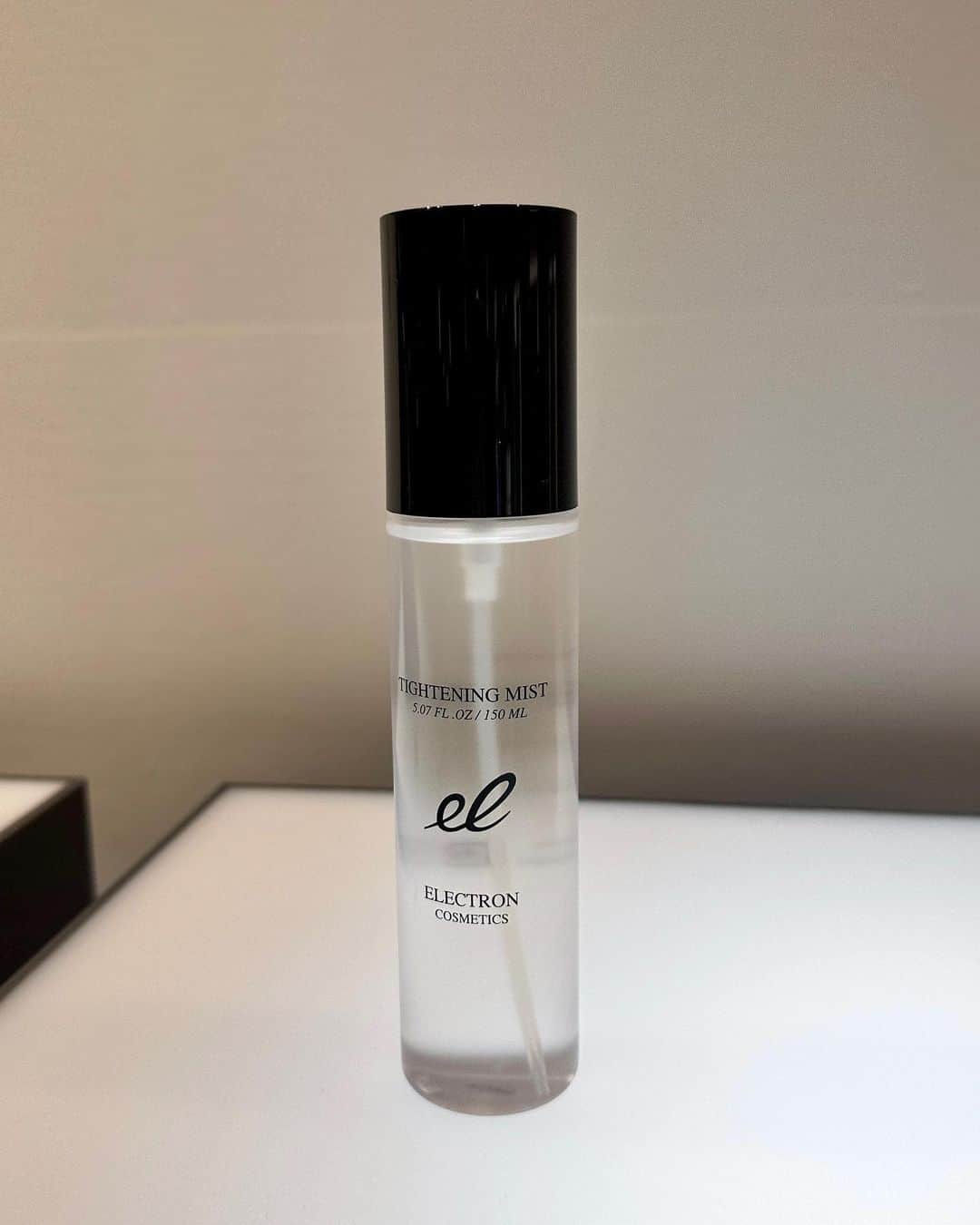 #ぶらエディターズ GINZA SIX オフィシャルさんのインスタグラム写真 - (#ぶらエディターズ GINZA SIX オフィシャルInstagram)「ELECTRON GINZA ...