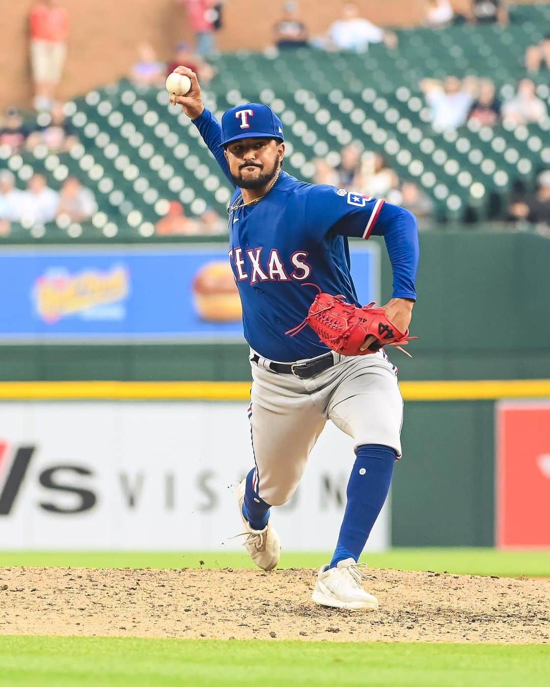 テキサス・レンジャーズさんのインスタグラム写真 - (テキサス・レンジャーズInstagram)「An MLB debut to ...