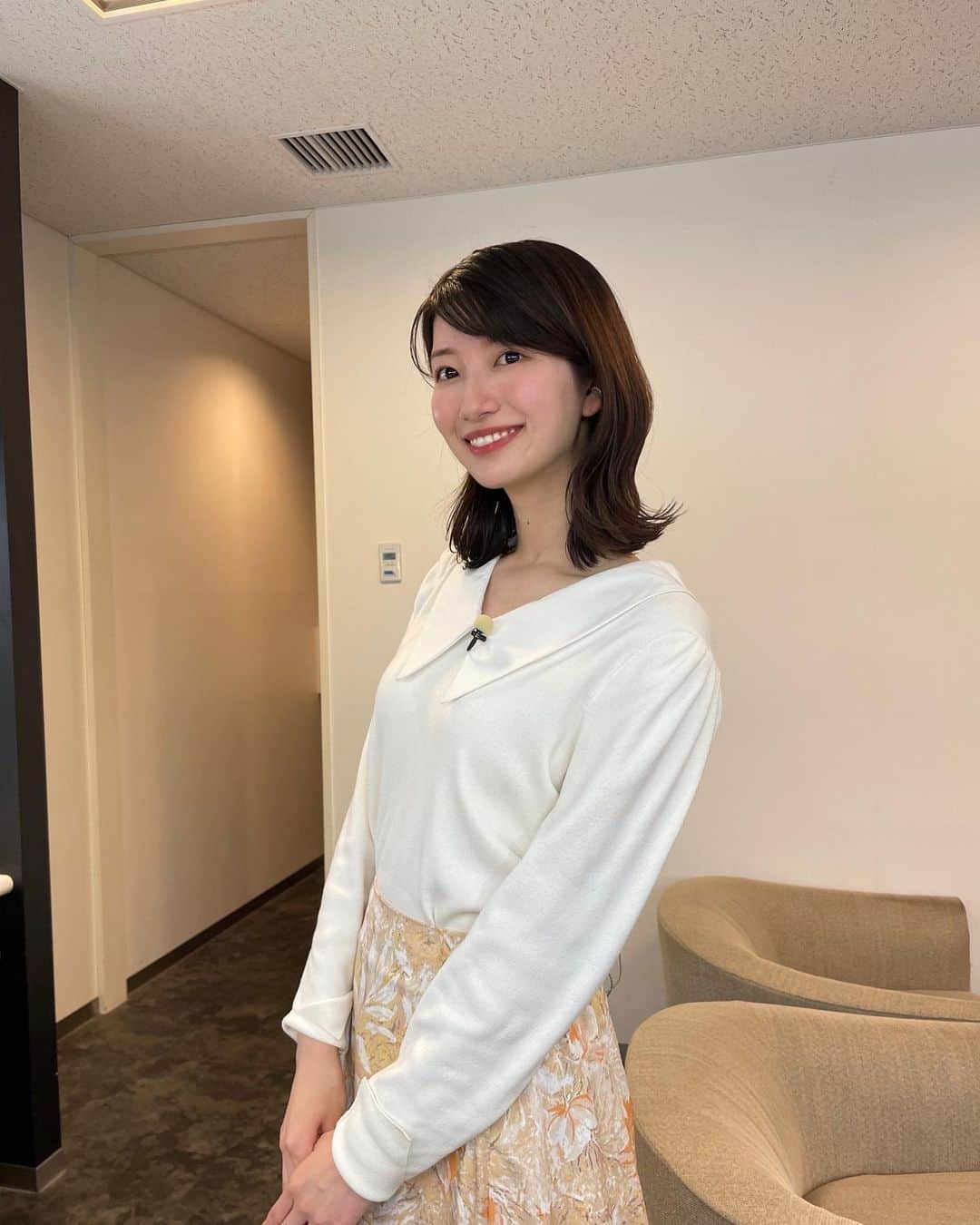 吉村恵里子さんのインスタグラム写真 - (吉村恵里子Instagram)「・ あっという間に水曜日ですね。 今日もお疲れ様でした。 可愛い衣装 ...