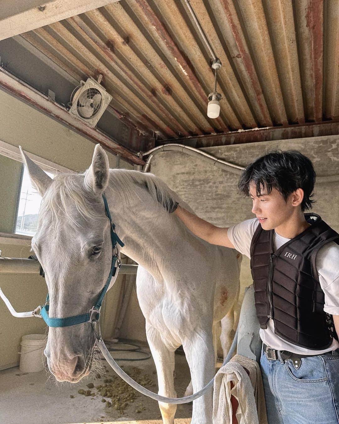 コ・ホジョンさんのインスタグラム写真 - (コ・ホジョンInstagram)「보니 고생했어☺️ #세인트이콰인승마클럽」5月31日 17時 ...