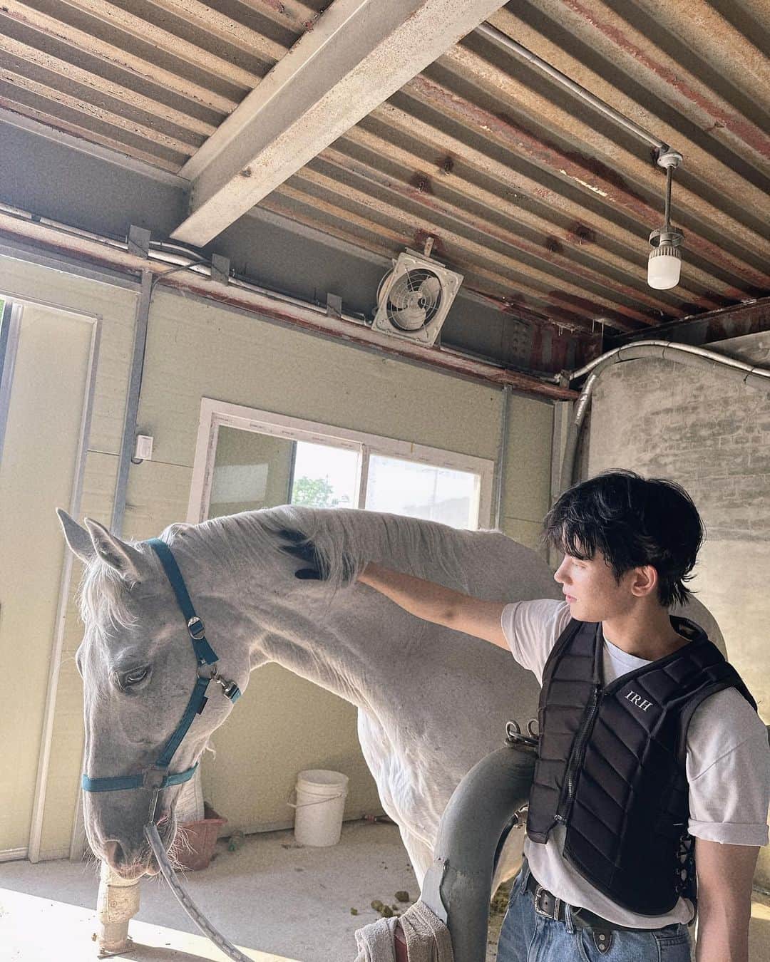 コ・ホジョンさんのインスタグラム写真 - (コ・ホジョンInstagram)「보니 고생했어☺️ #세인트이콰인승마클럽」5月31日 17時 ...