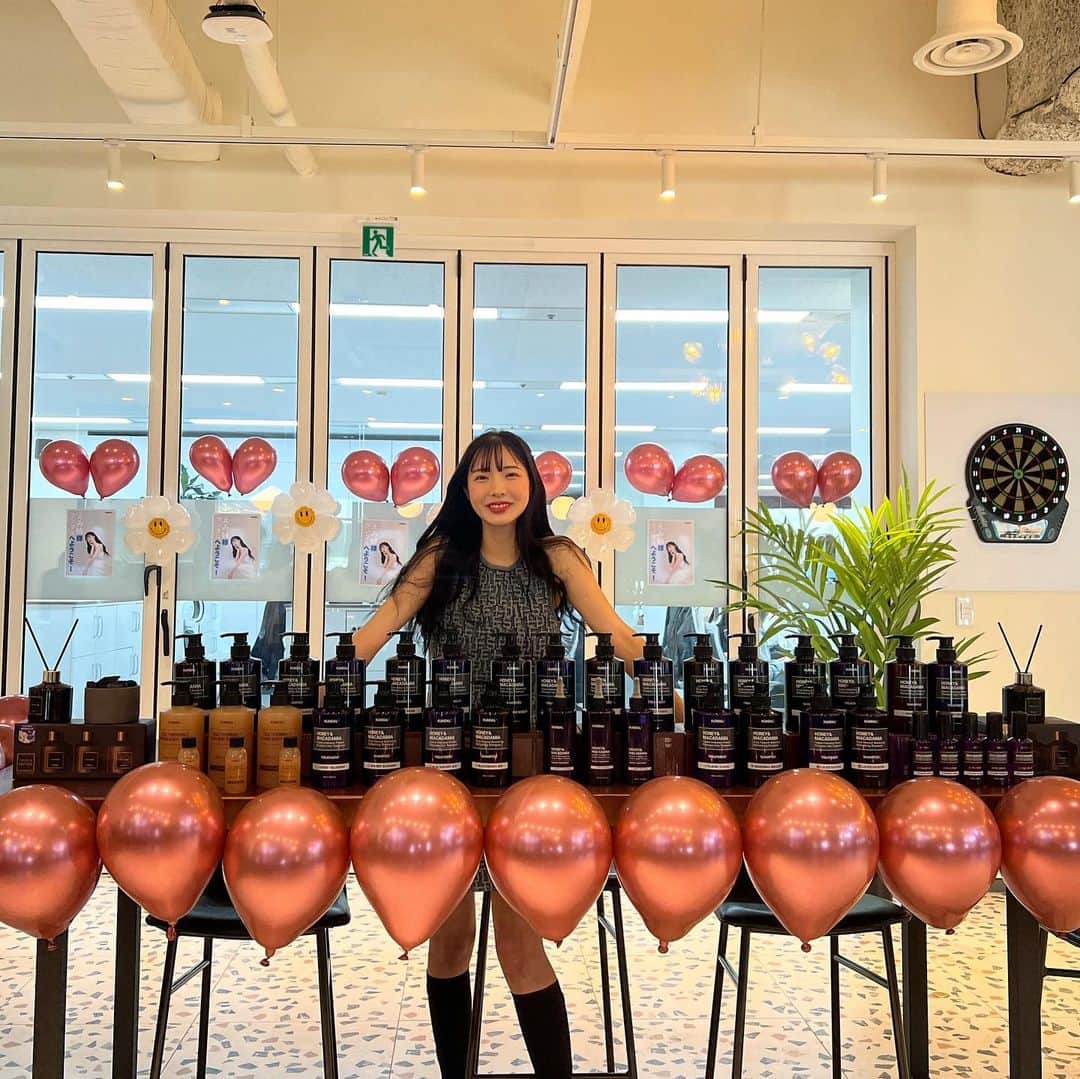 えみ姉さんのインスタグラム写真 - (えみ姉Instagram)「ㅤ ㅤ KUNDALのシャンプー＆トリートメントが 大好きすぎてずっと勝手に布教活動しまくってたら なんとKUNDALさんが ...