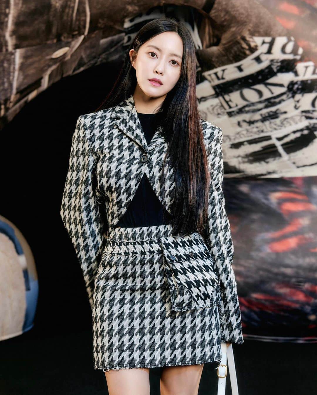 ヒョミン さんのインスタグラム写真 - (ヒョミン Instagram)「EENK night..🔓🩶」5月31日 22時36分 - hyominnn