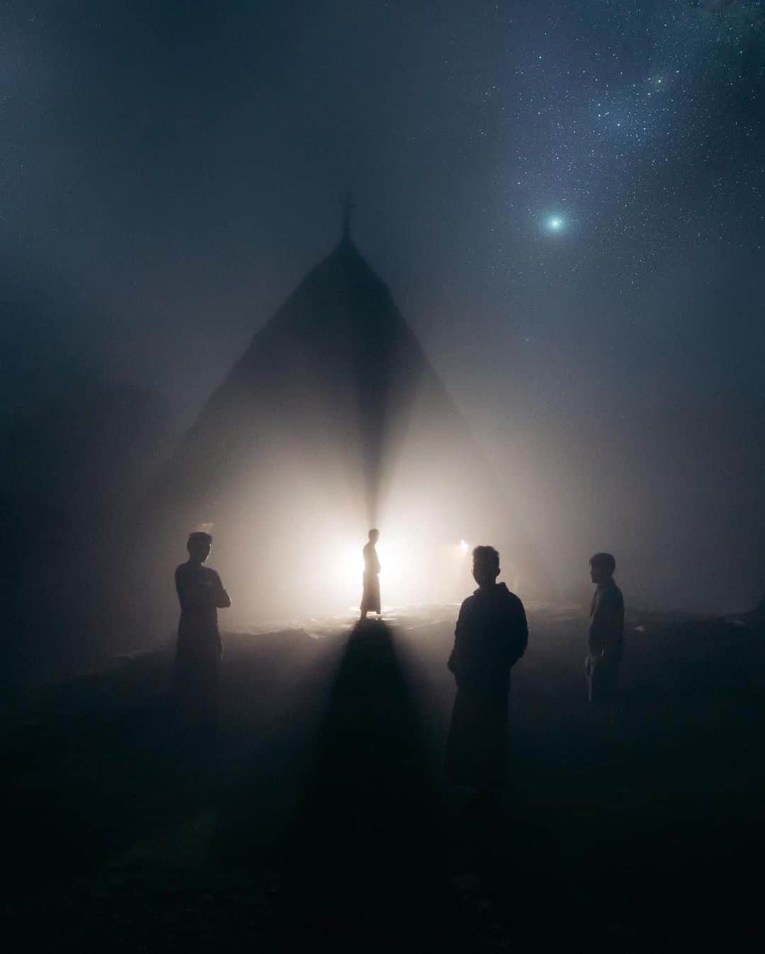Discover Earthさんのインスタグラム写真 - (Discover EarthInstagram)「Immerse yourself ...