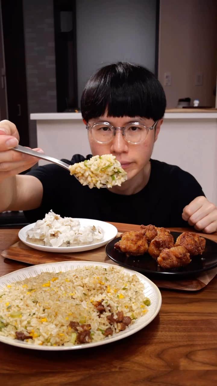 ケンティー健人さんのインスタグラム動画 - (ケンティー健人Instagram)「frozen food party 🍙🐿️」5月31日 23 ...