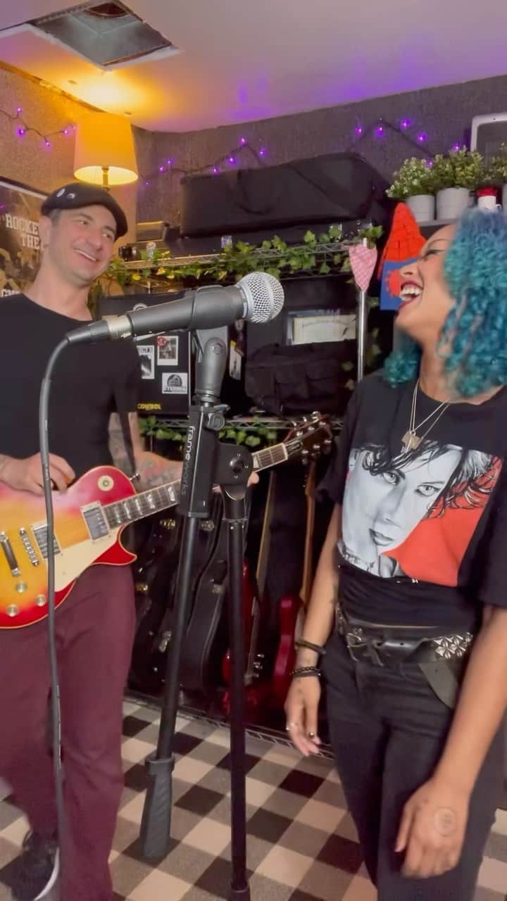 スキン・ダイアモンドさんのインスタグラム - (スキン・ダイアモンド@rayjoycat)