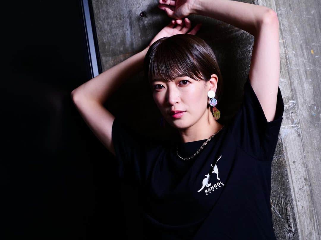 眞嶋優さんのインスタグラム写真 - (眞嶋優Instagram)「初のグッズ㊗️眞嶋優オリジナルTシャツ、略して「マシマティー」受注開始です ...