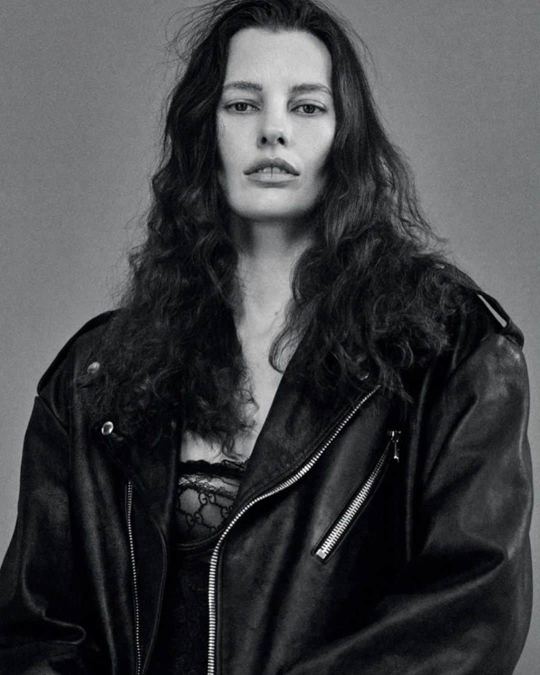 アマンダ・マーフィーさんのインスタグラム写真 - (アマンダ・マーフィーInstagram)「@reeditionmag Faux Fur ...