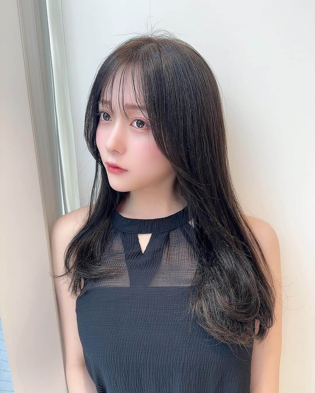 ぷうたんさんのインスタグラム写真 - (ぷうたんInstagram)「やーーっと美容院行けた💇🏻‍♀️🌟 透明感たっぷりなちょっと オリーブ ...