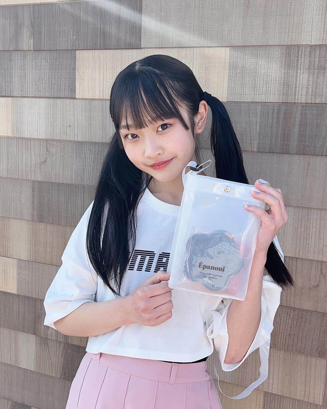 西野心桜さんのインスタグラム写真 - (西野心桜Instagram)「@cuugal_ 6月号の付録は @lovetoxic_official さんコラボの ショルダーバックです!!♥ バック ...