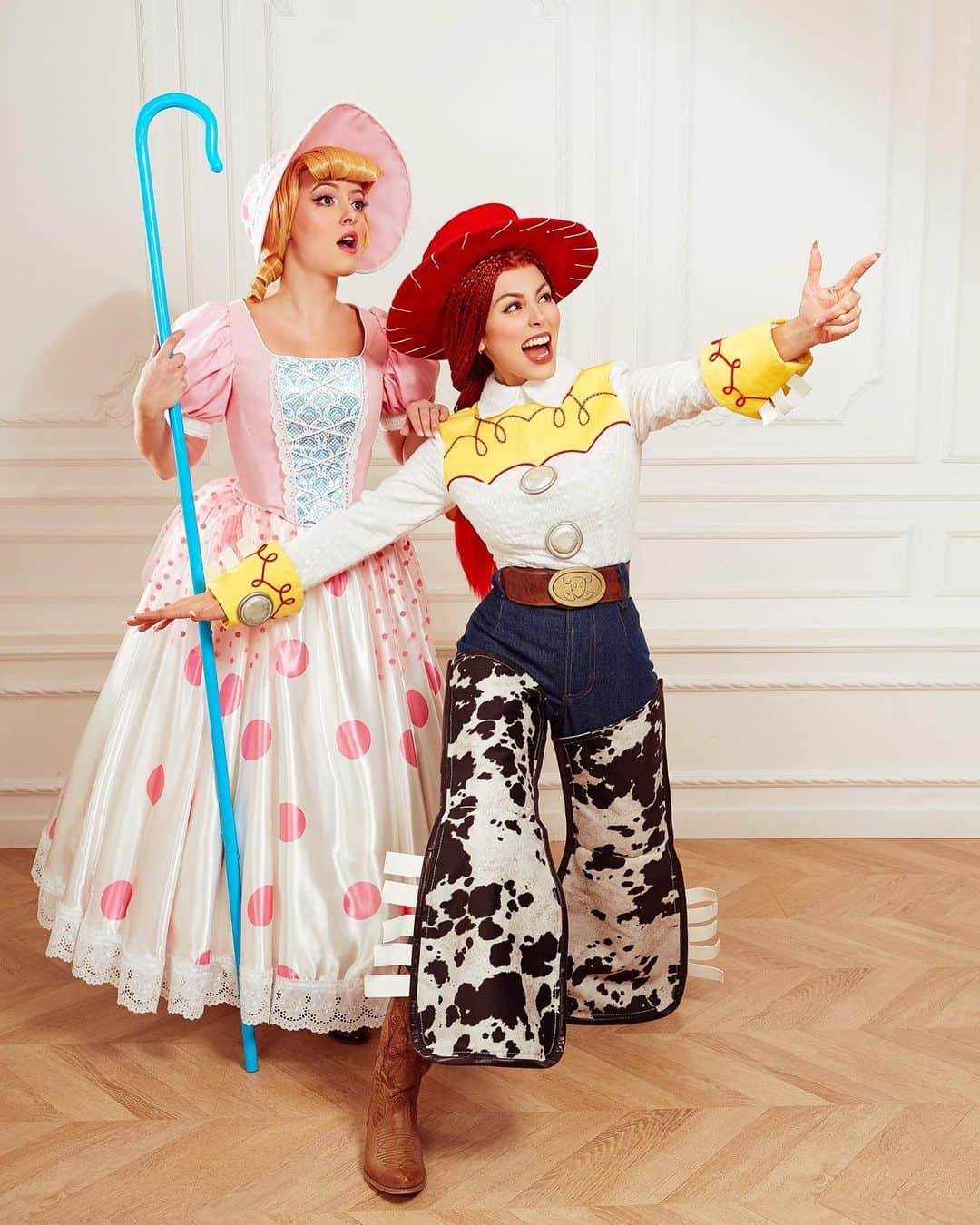 Nadya Antonさんのインスタグラム写真 - (Nadya AntonInstagram)「« Lily here ! Making ...