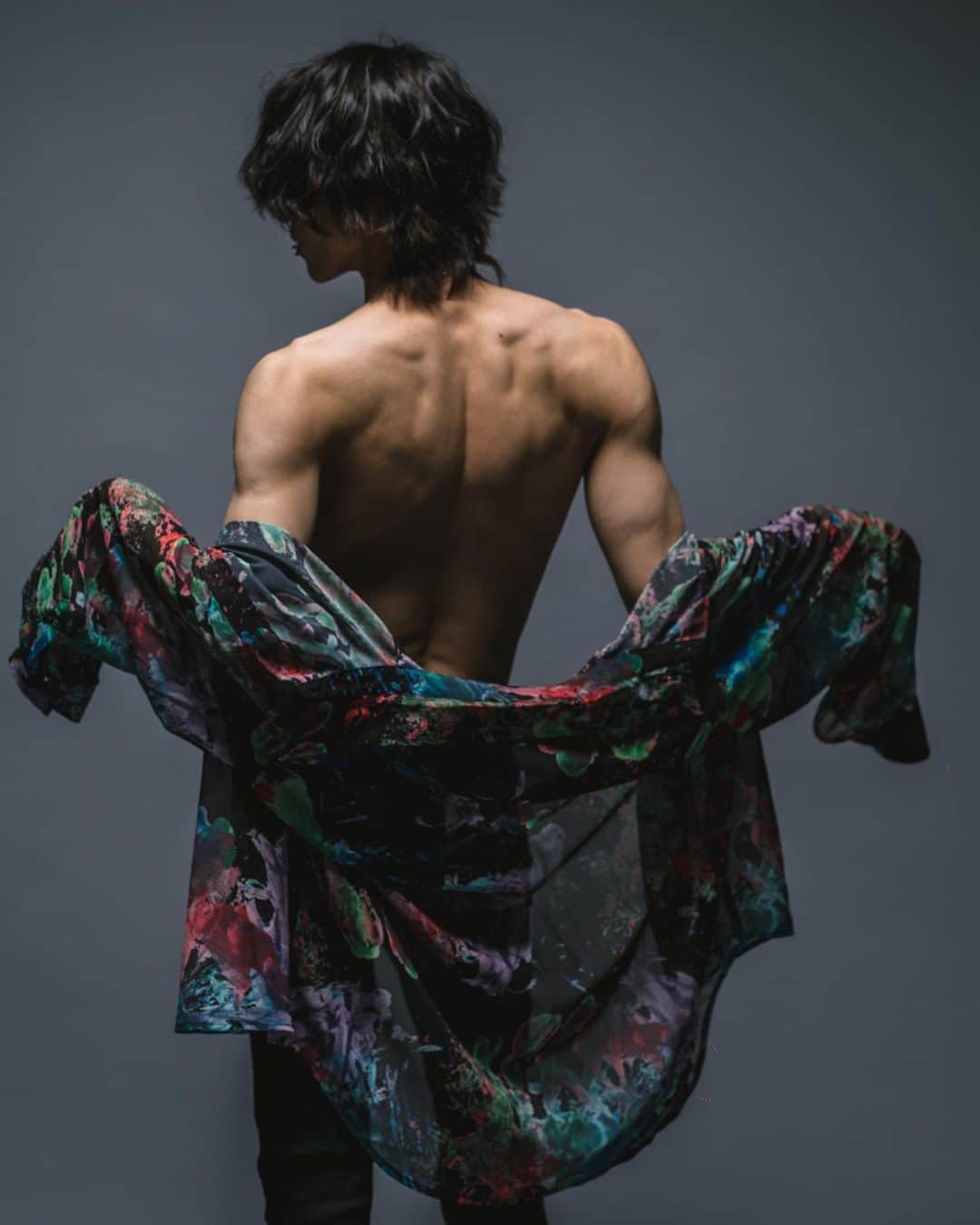 Takumaさんのインスタグラム写真 - (TakumaInstagram)「新しい服作った 今回は絵の具でデザインしてみたよ ...