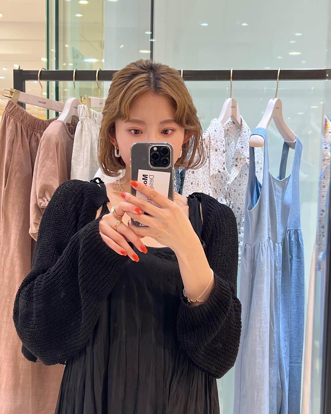 鈴本美愉さんのインスタグラム写真 - (鈴本美愉Instagram)「. POPUP2日目ありがとうございました😊 今日はアピアランスイベントと、ゲリラ来店で袋詰めもさせていただきました🙌 ...