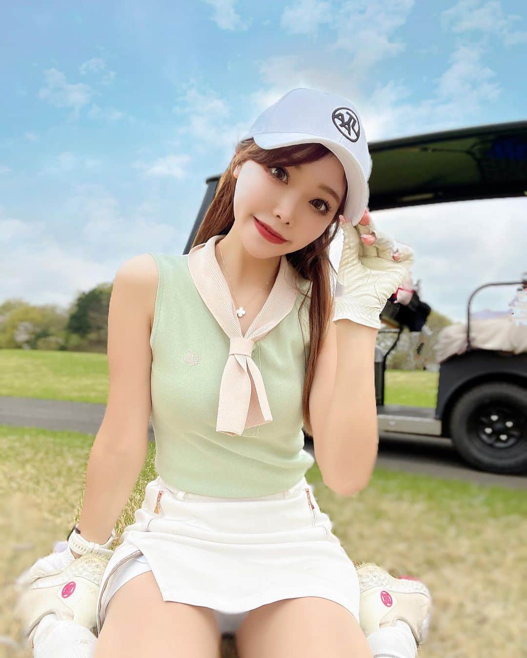 ちゃんしーさんのインスタグラム写真 - (ちゃんしーInstagram)「楽しかった @the_club_golf_village 🫰💓 また予約しちゃったぁ🦢⛳️💓 たくさん練習して ベスト ...