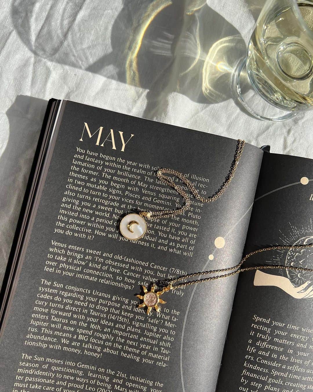 Miwakoさんのインスタグラム写真 - (MiwakoInstagram)「🌞🌙 NEW IN Hawaiian jewelry @irie ...