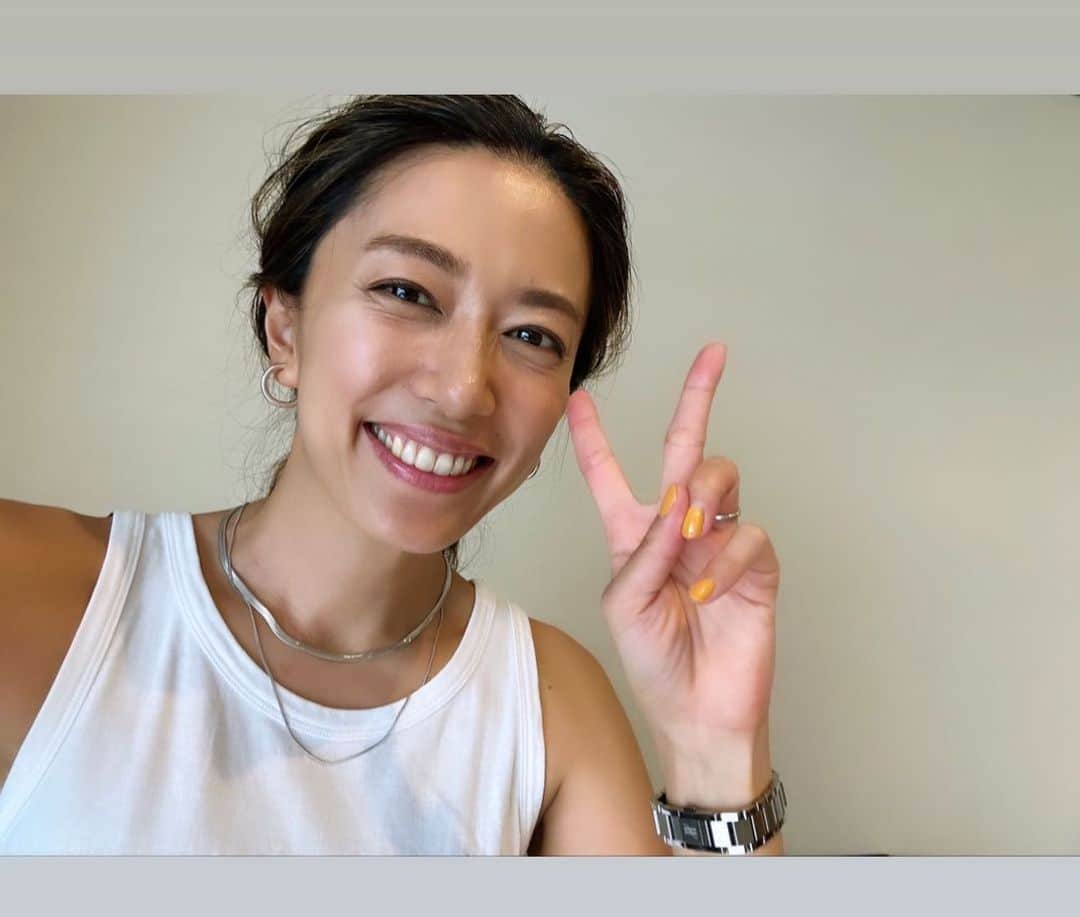 里田まいさんのインスタグラム写真 里田まいinstagram 「happy Mothers Day🌹 お母さんたち、おつかれさまです