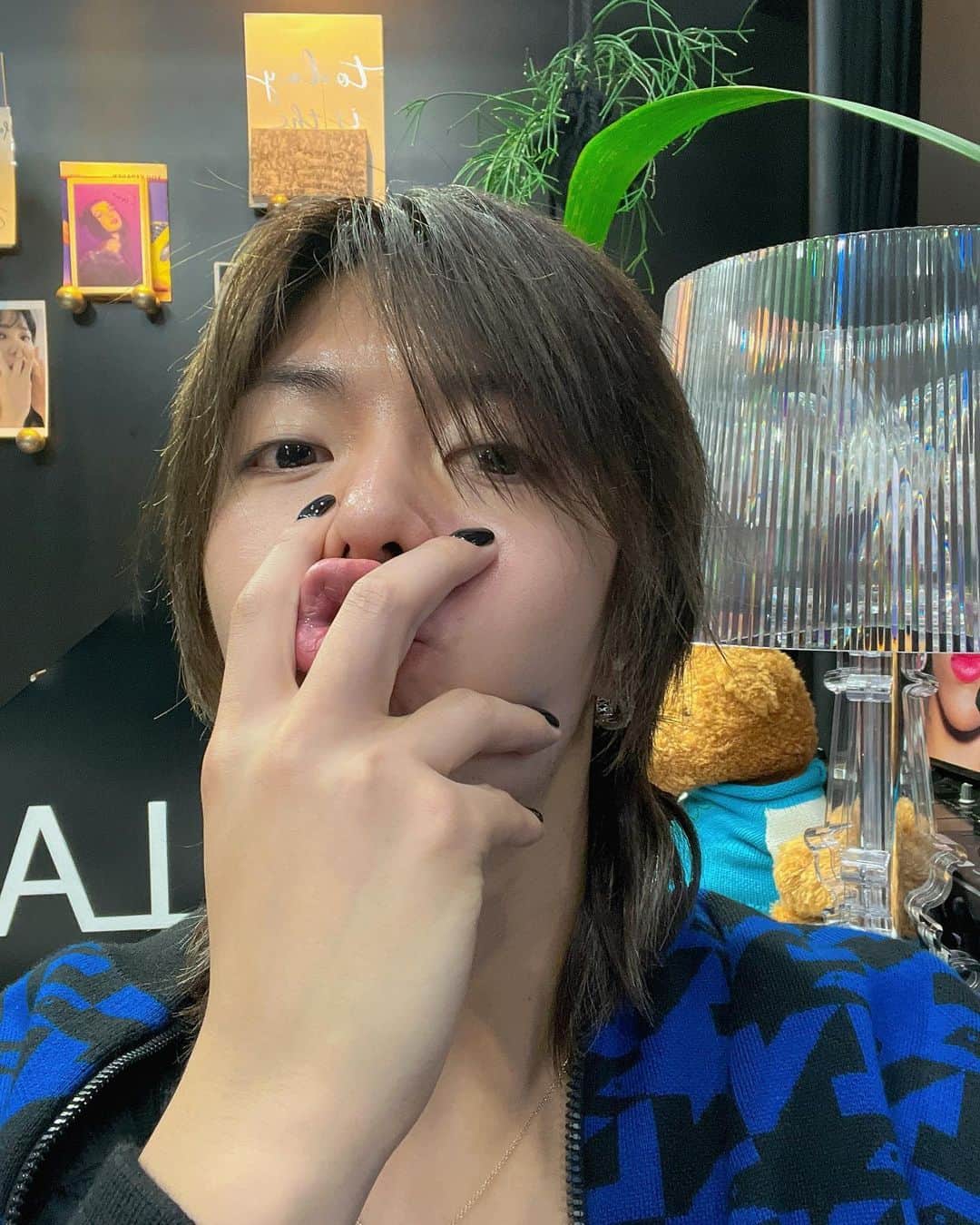 中本悠太さんのインスタグラム写真 中本悠太instagram 「오랜만에 네일 함 😎」5月15日 20時51分 Yuu Taa 1026