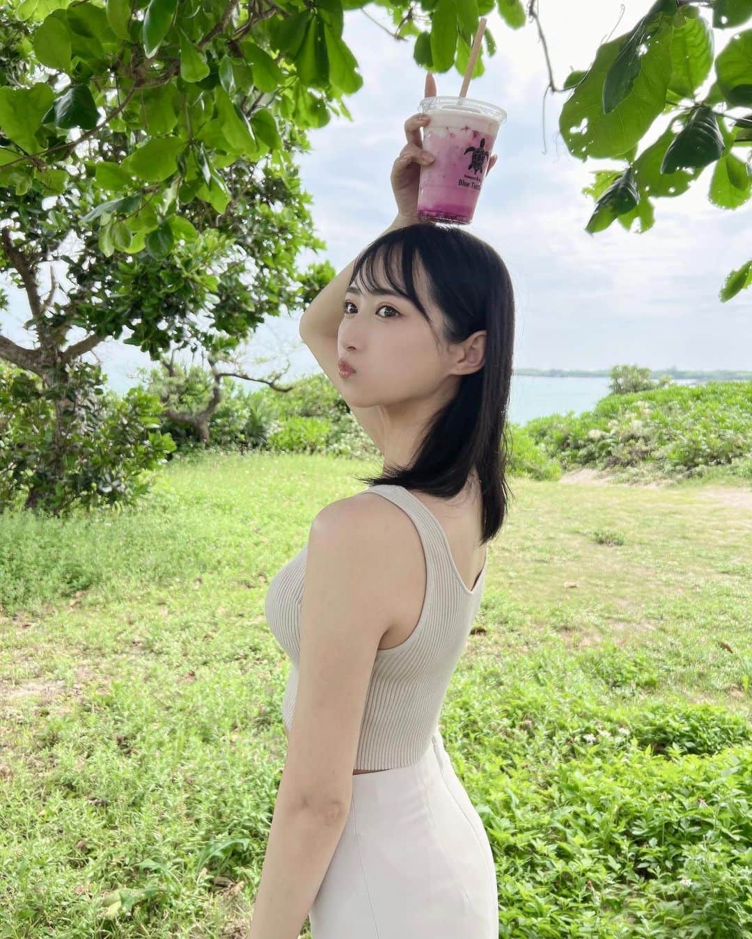 川瀬もえさんのインスタグラム写真 川瀬もえinstagram 「おはよう〜今年の夏も楽しいといいな🌈 1日1川瀬」5月17日 8時05