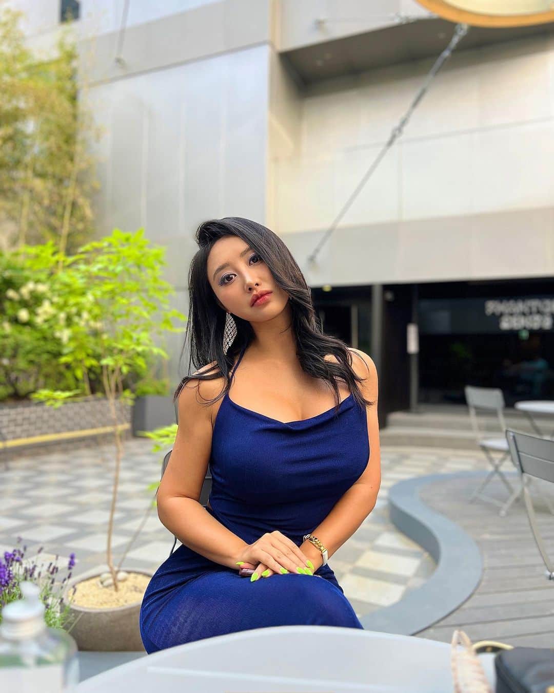 Rossyさんのインスタグラム写真 - (RossyInstagram)「블루에 퐁당 빠진 날~💙 예쁘니까 10장 꽉꽉 채우기~💙」5月 ...