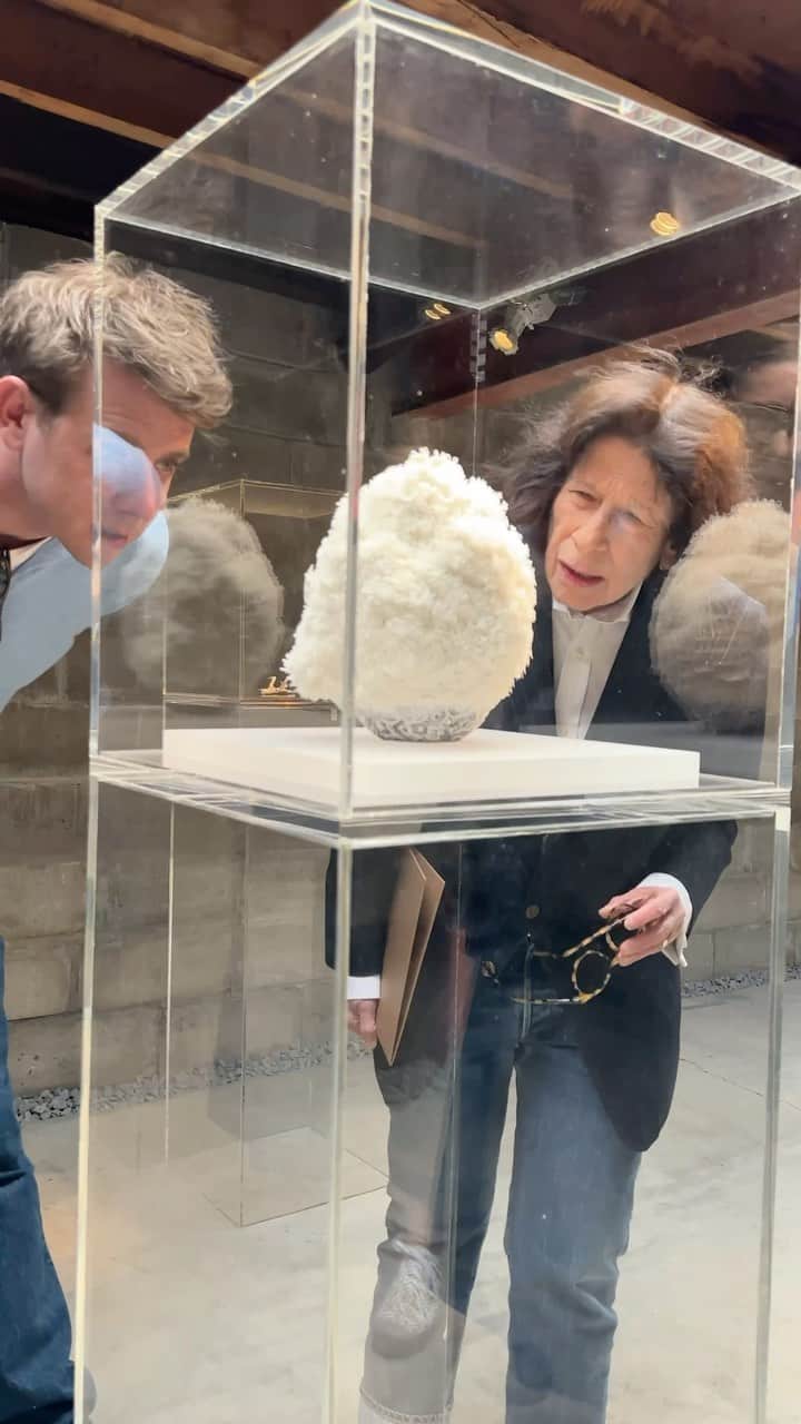 Loeweさんのインスタグラム動画 - (LoeweInstagram)「Fran Lebowitz and Jonathan ...