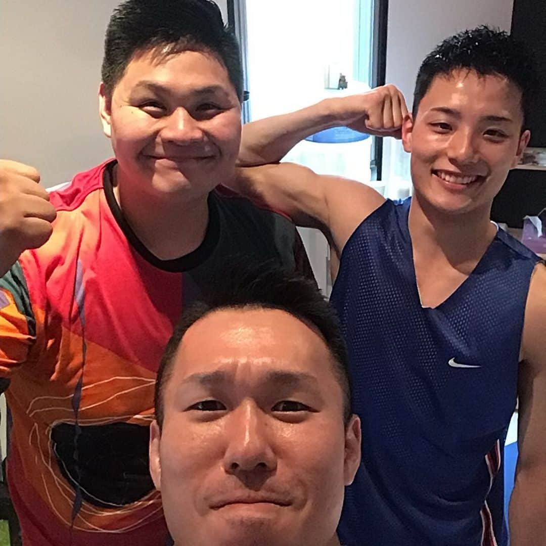 大阪の整体師 庄本さんのインスタグラム写真 - (大阪の整体師 庄本Instagram)「【トレーニング研修】 全4回でパーソナルトレーナーに ...