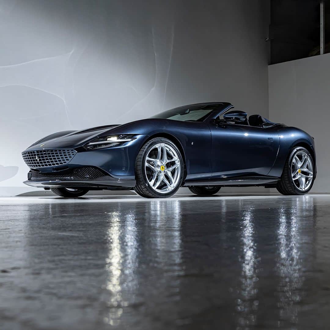 Ferrari Japanさんのインスタグラム写真 - (Ferrari JapanInstagram)「#FerrariRomaSpider ...