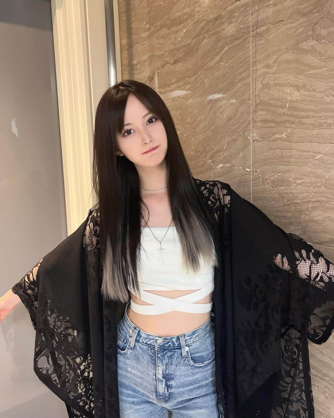 山本望叶さんのインスタグラム写真 - (山本望叶Instagram)「今日はおでこ出し🫥 #ootd #code #コーデ #夏服コーデ #ポンチョ #egoist #gyda #emoda ...