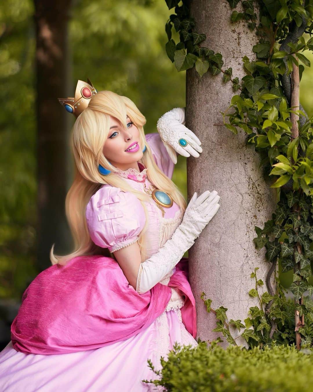 Nadya Antonさんのインスタグラム写真 - (Nadya AntonInstagram)「⭐️ Princess Peach ⭐️ 🎼 ...