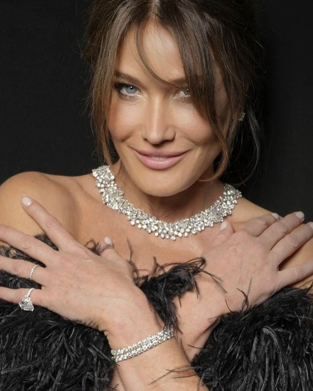 カーラ・ブルーニさんのインスタグラム写真 - (カーラ・ブルーニInstagram)「About last night part 2 At ...