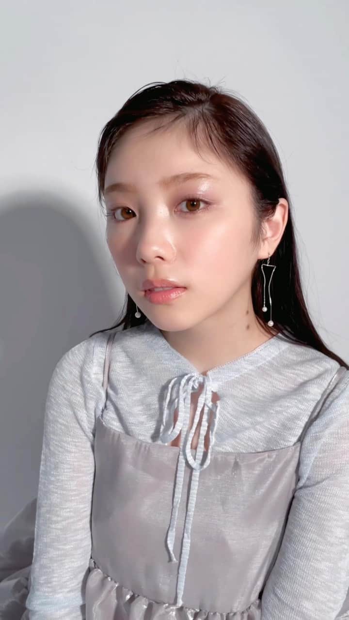 bis_web bis [ビス] さんのインスタグラム動画 - (bis_web bis [ビス] Instagram)「🙂🤧☺️😳 どんな表情も可愛い与田ちゃん☺️ #与田祐希 #乃木坂46 ...