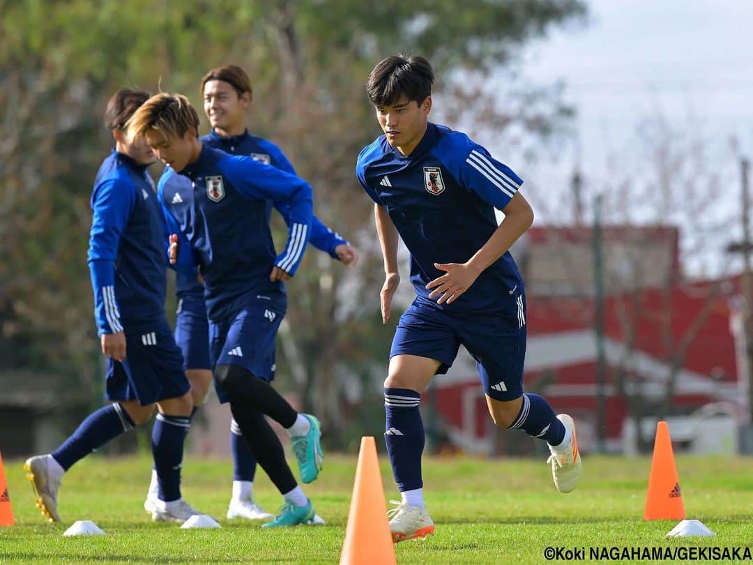 ゲキサカさんのインスタグラム写真 - (ゲキサカInstagram)「🏆U-20W杯で世界一へ！！ 🇯🇵U-20日本代表メンバー紹介 ⚽️No.5 MF山根陸 経歴=横浜FM Jrユース-横浜 ...