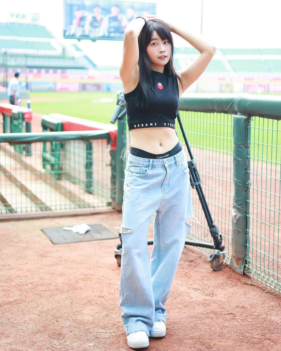 陳伊さんのインスタグラム写真 - (陳伊Instagram)「黑髮伊伊還喜歡嗎💕 Ootd/ @caco_tw ️/ @ioxvoxaoxnox」5月22日 12時58分 - bobeyiyi