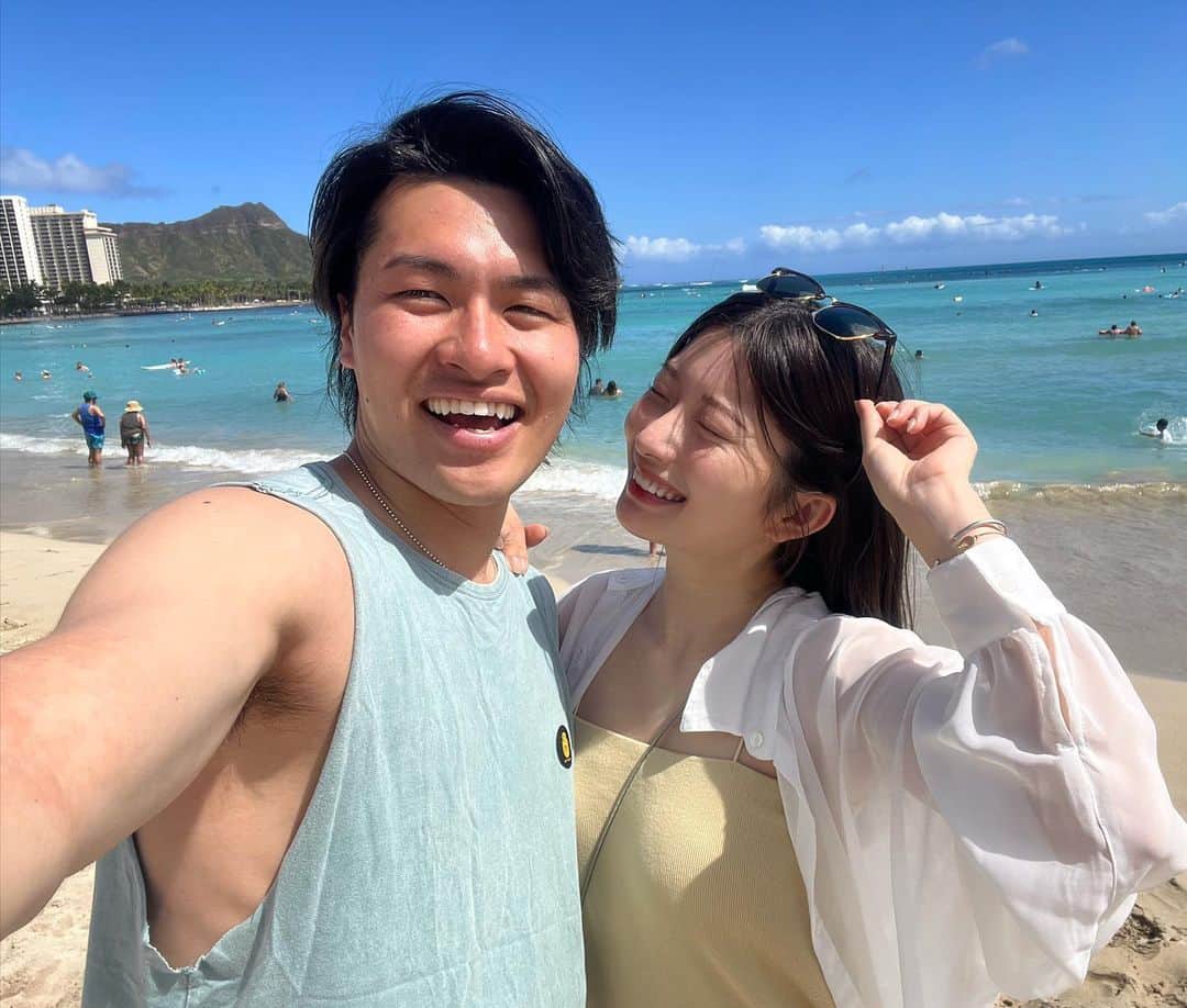 華金カップルさんのインスタグラム写真 - (華金カップルInstagram)「さいっっっこうの動画できた😚 Hawaii vlog お楽しみに ...