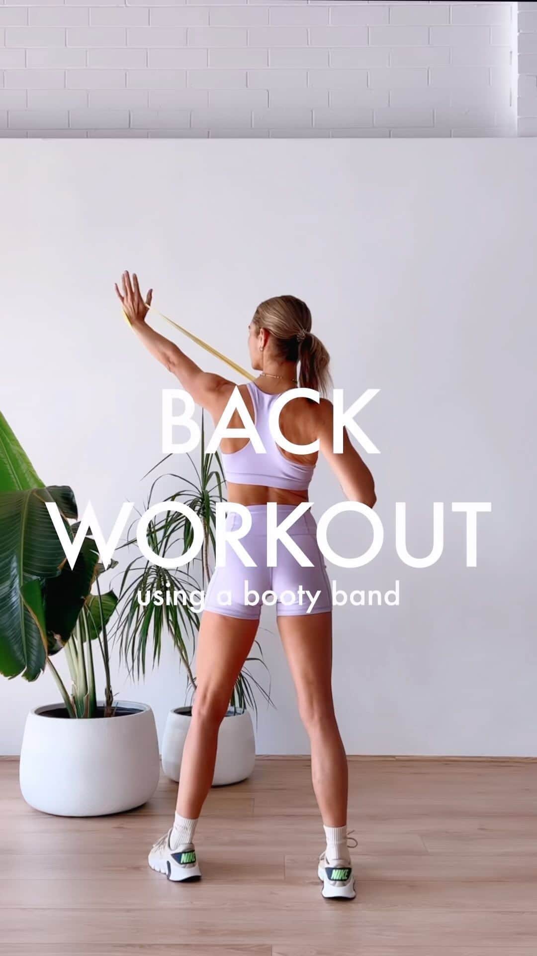 Amanda Biskさんのインスタグラム動画 - (Amanda BiskInstagram)「BACK WORKOUT 👌🏼 using ...